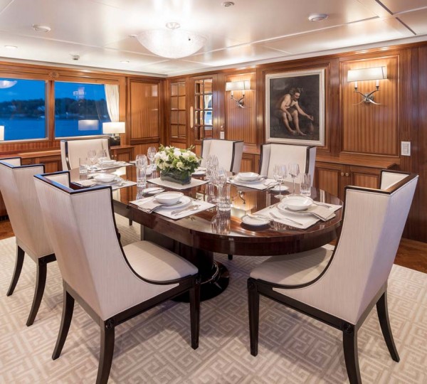 LADY VICTORIA Yacht Charter Details, Feadship | CHARTERWORLD Luxury ...